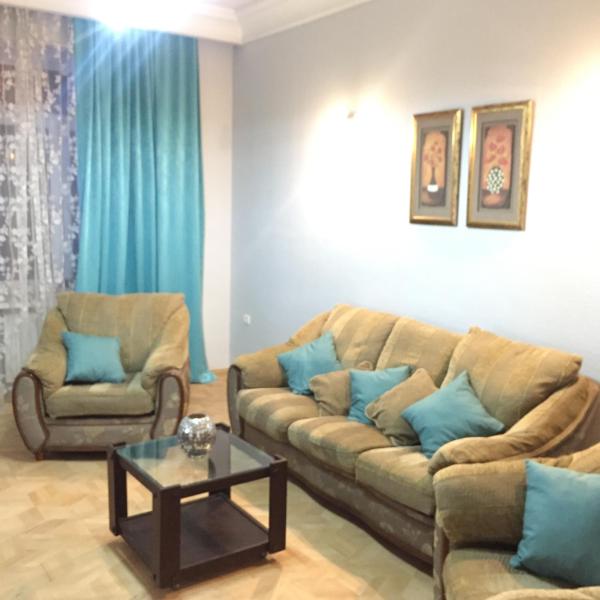 Apartment On Republic Square - Armenia