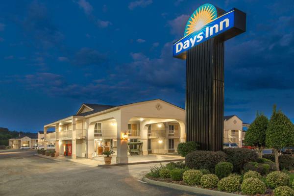 Days Inn By Wyndham Shorter - Alabama
