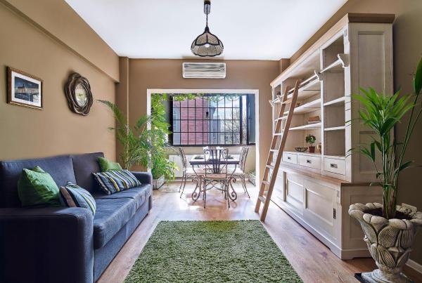 Central Garden By Urbanesq - Bucharest