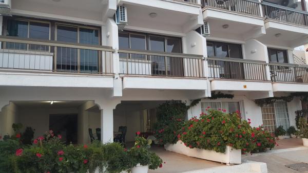 Manoli Apartments - Ayia Napa