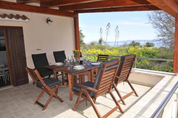 The House Aunt Regina - Dugi Otok