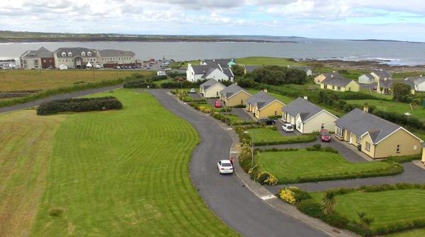 Spanish Point Holiday Homes - Clare County