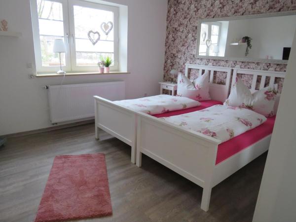 Daisys Ferienwohnung 68 Rechts - Wilhelmshaven