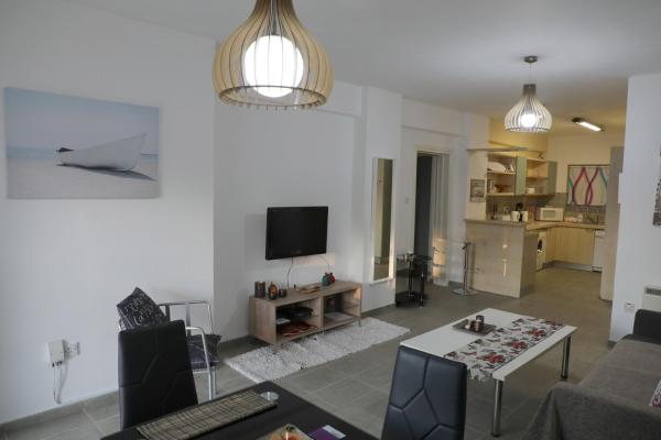 Bianco E U Apartment - Nicosia