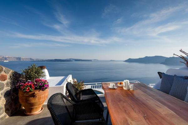 Strogili - Oia