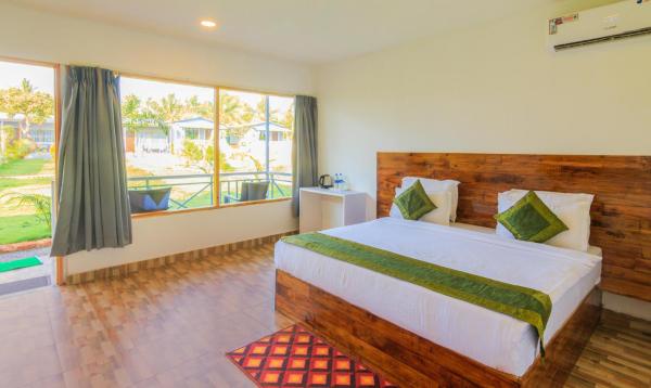 Treebo Lands End Beach Resort Morjim - 果阿邦
