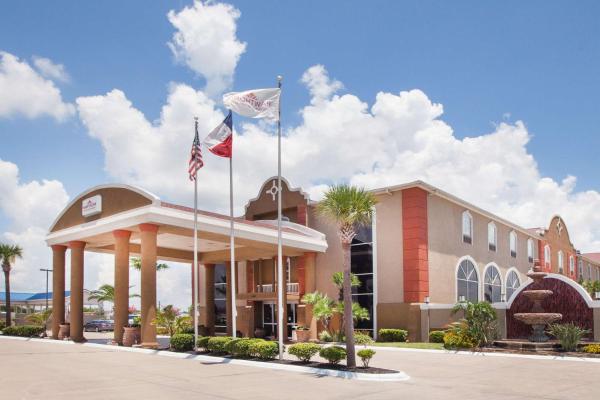 Hawthorn Extended Stay By Wyndham Corpus Christi - North Padre Island, TX
