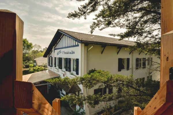 Logis Hôtel Emeraude Des Bois - Mimizan Plage