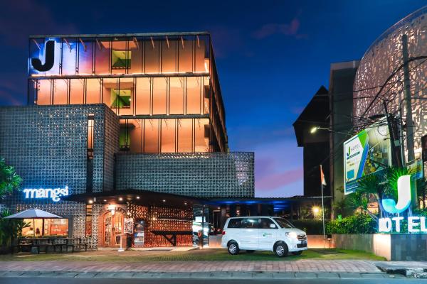 J Hotel Kuta - Kuta