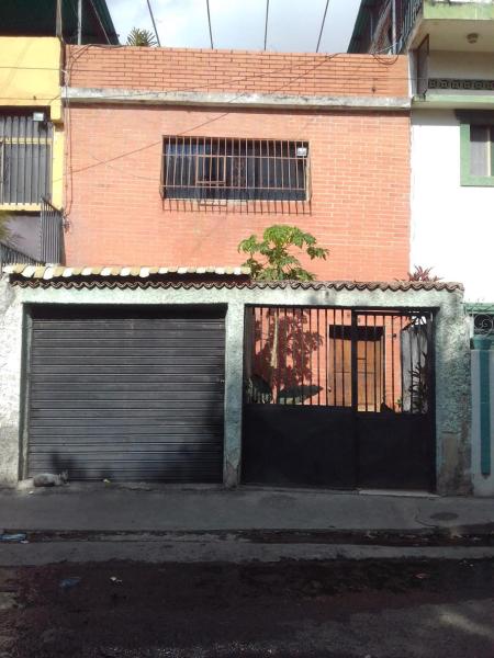 Hospedaje Candida Económico, Limpio Y Seguro - Caracas
