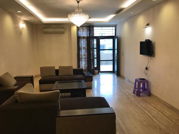 Spacious 3bhk Apartment! - New Delhi