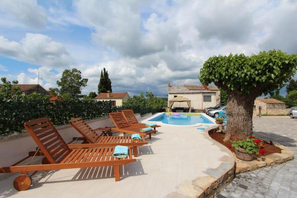 Apartments Midea 2 - Bale