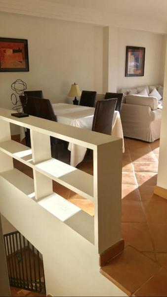 Villa 38 - Casares