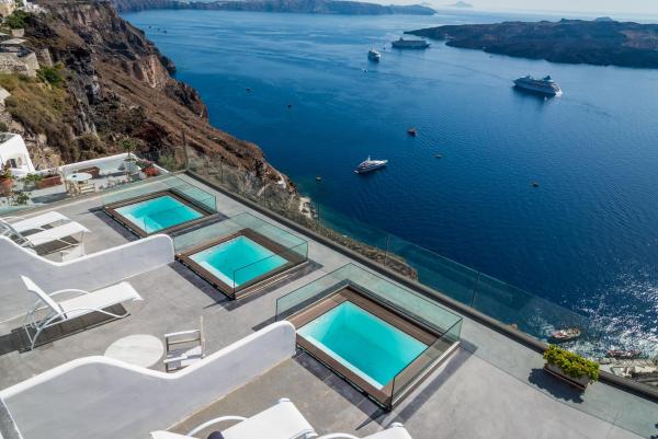 Kratiras View Luxury Suites - Santorin