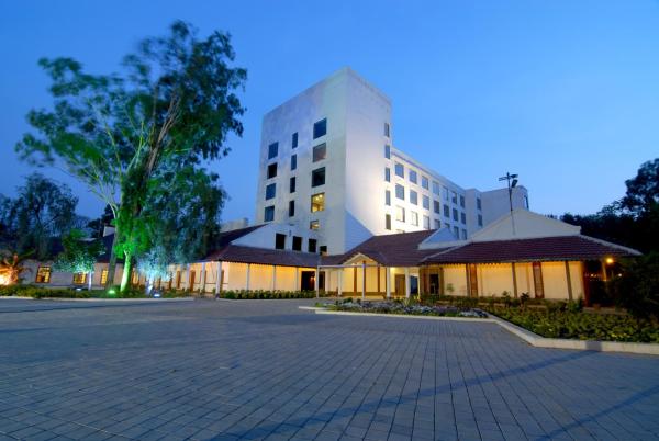 Chanakya Bnr Hotel - India