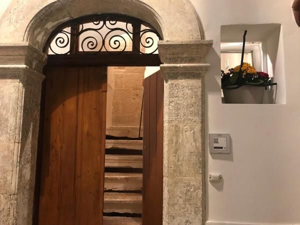 Casa E Bottega - Monopoli