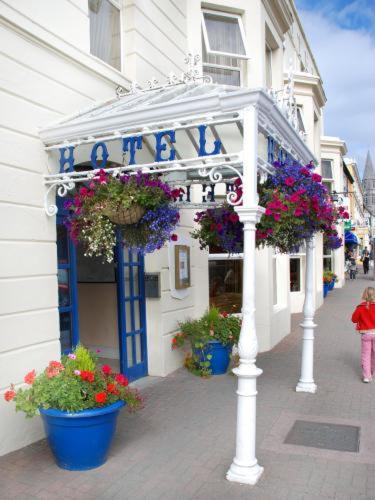 Foyles Hotel - Clifden