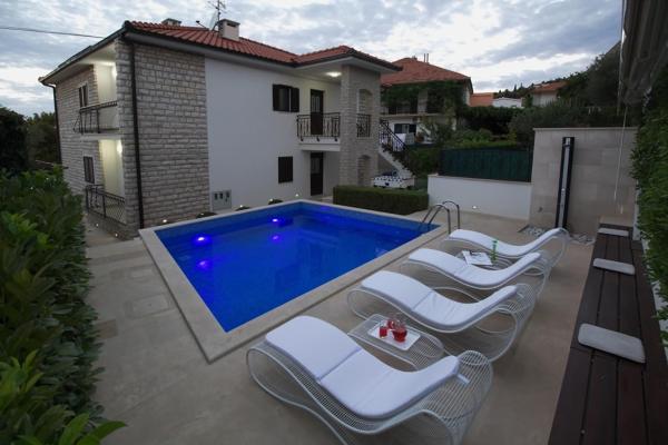 Villa Roko With Swimming Pool - Trogir