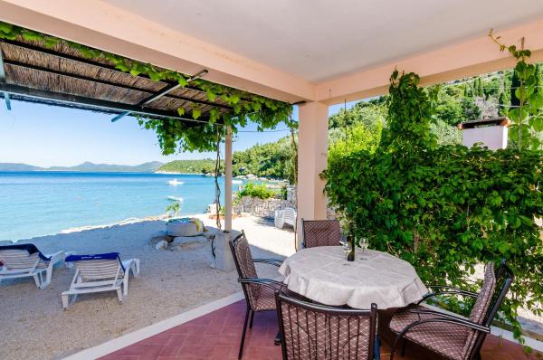 Apartments By The Sea Sladjenovici, Dubrovnik - 9012 - Slano