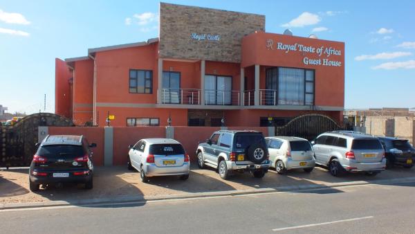 Royal Castle Guest House - Windhoek