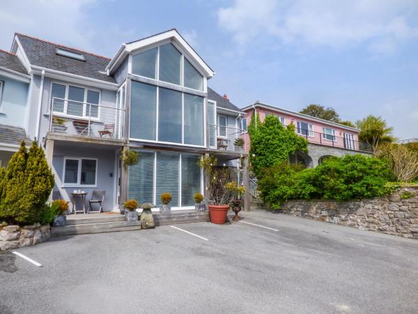 The Mushroom House - Tenby
