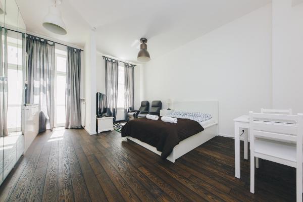 Shortstaypoland Noakowskiego (B30) - Varsovia