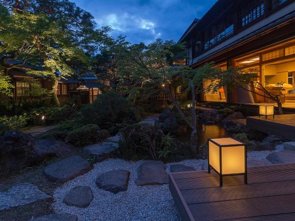 Nanzenji Sando Kikusui - Kyoto
