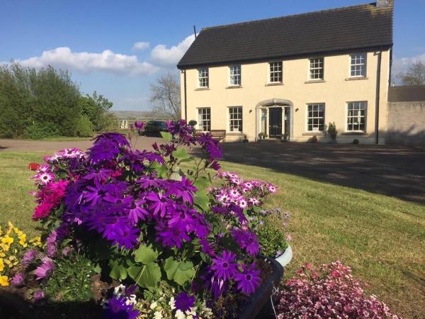 The Rocks B&b - Antrim