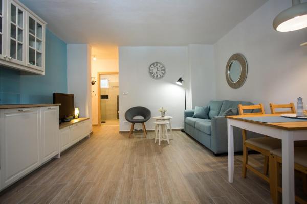 Cozy Coastal Apartment Gama - Dugopolje
