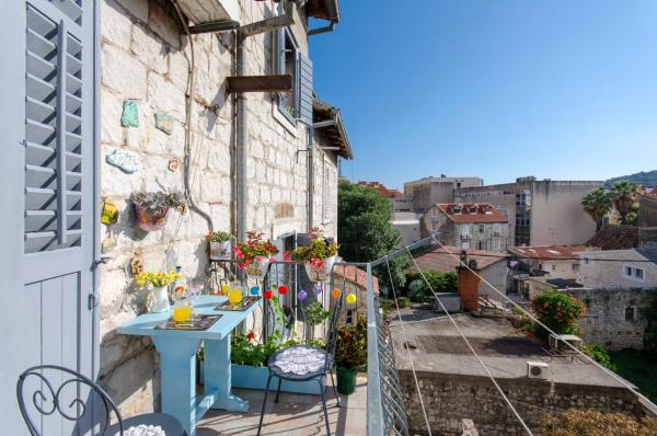 “Feel At Home” Apartment Split - Split