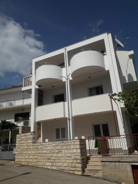 Apartmani "Alenka" - Primošten