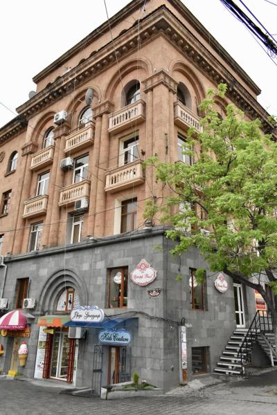 Metro Apartments - Armenia