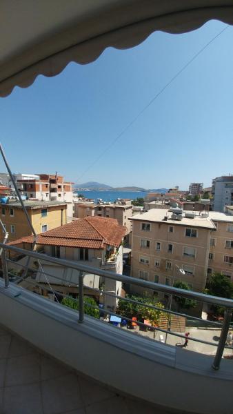 Mona`s Hostel - Sarandë