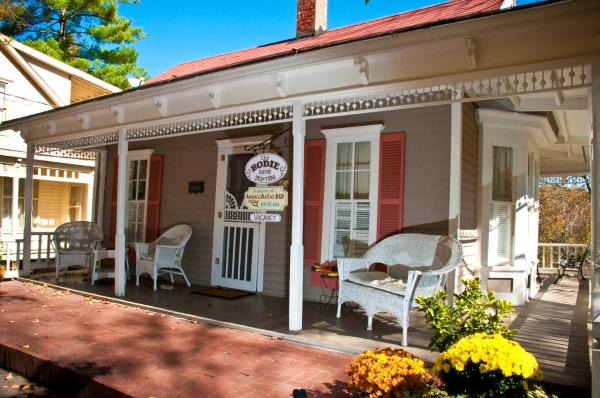 The Bodie House - Eureka Springs, AR
