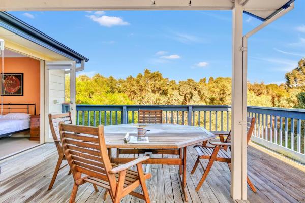 All Decked Out - Port Willunga - C21 Southcoast Holidays - Adelaide