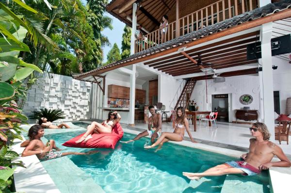 3br Villa Hari - Minggu Villas Seminyak - Denpasar