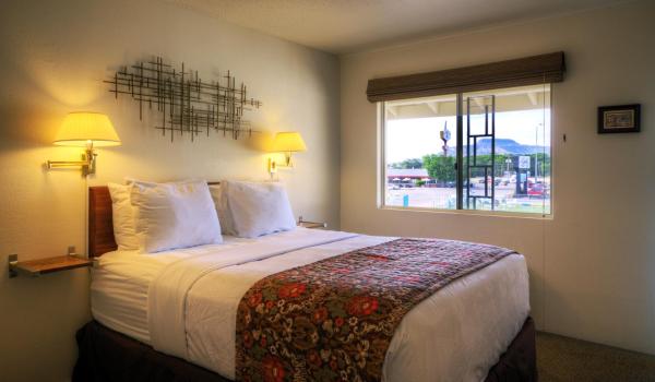 Roadrunner Lodge Motel - New Mexico