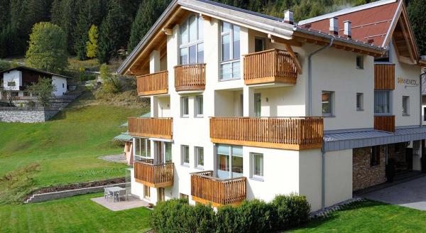 Haus Sonneneck - Ski In & Out - Sankt Anton am Arlberg