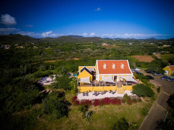 Landhuis Klein Santa Martha Boutique Hotel Restaurant. - Curaçao