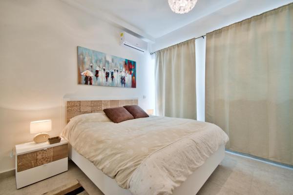 "Centre Point" Apartment - Pembroke, Malta