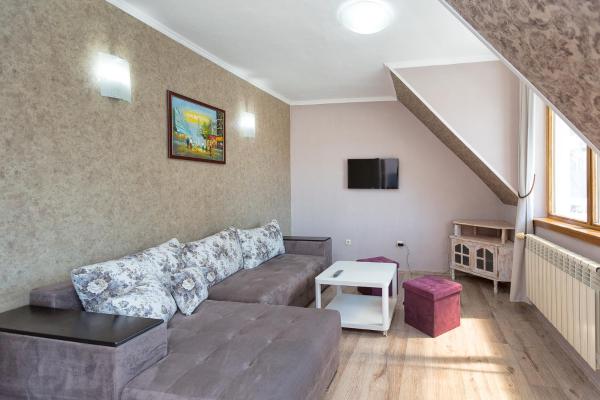 Family Hotel Argo - Varna