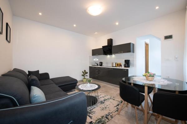 Apartment Emili - Opatija