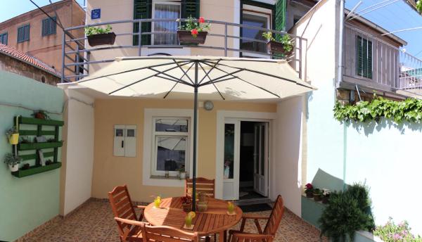Apartment Karega - Šibenik