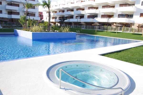 Oriuelha Costa Terrazas De Campoamor - プラヤ・フラメンカ