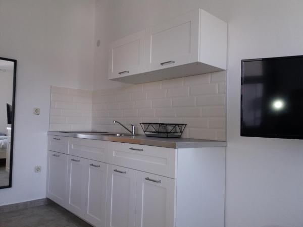 Apartments Jure - Sevid