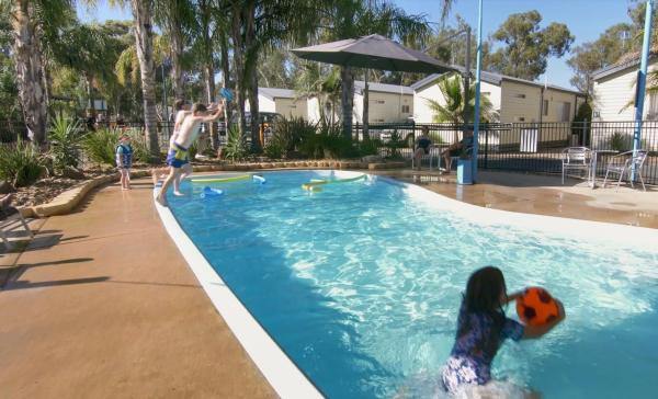 Big4 Moama Holiday Park -