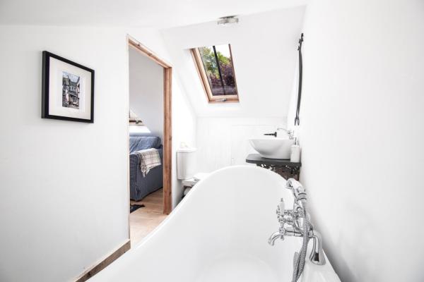 Riverside Apartment - Brecon