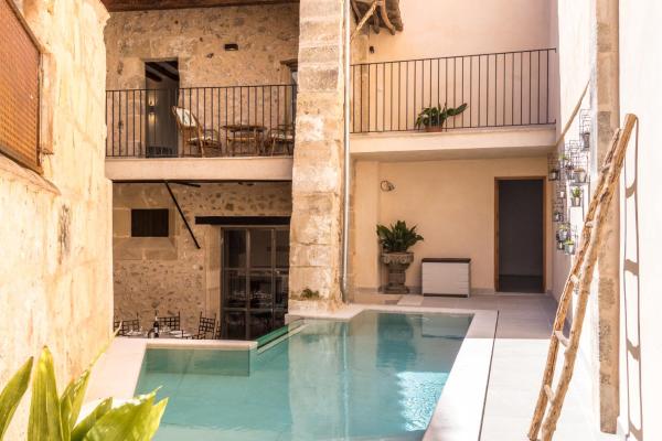Townhouse Can Butxaca By Homevillas360 - Mallorca