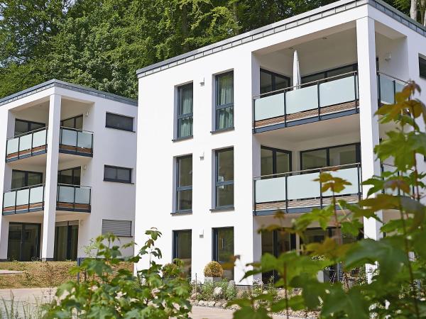 Haus Kap Arkona In Sellin - Fewo 02 Mit Kamin Und Terrasse - Rügen