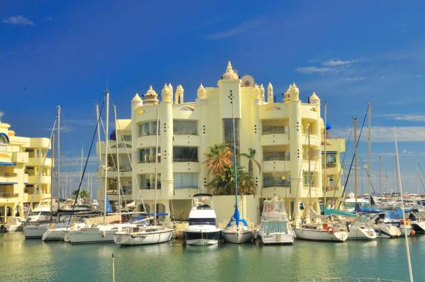 Capaldi Luxury Holiday Rentals Puerto Marina Benalmadena - Torremolinos